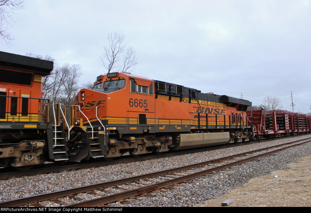BNSF 6665